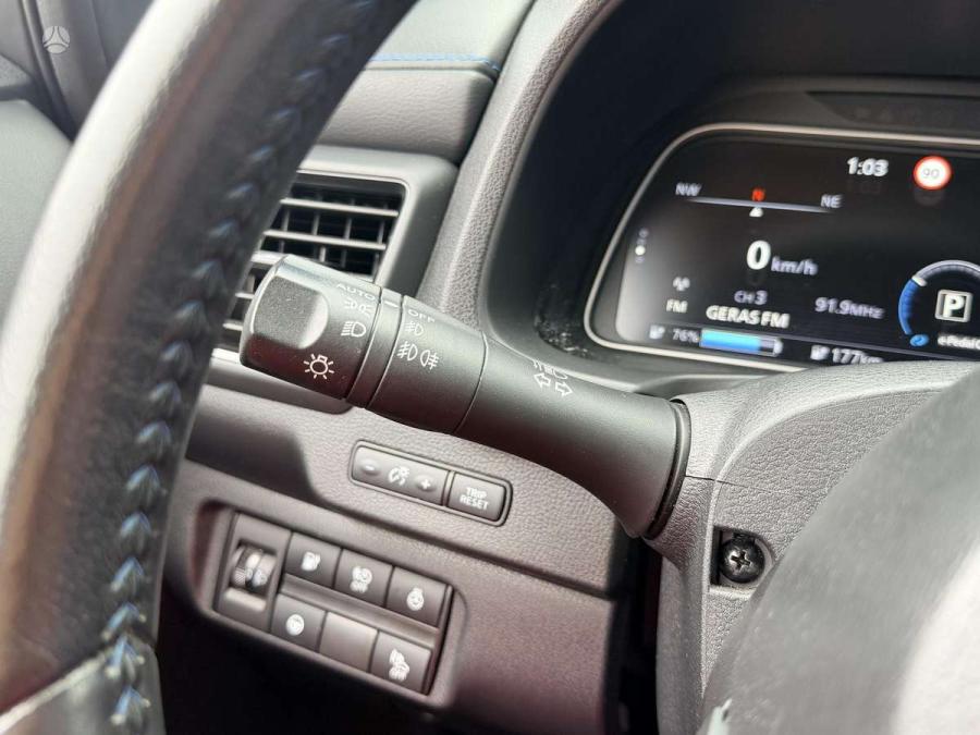 Black Nissan Leaf 2020 in Kaunas, with an engine capacity of 0.00 L and mileage of 88 thousand km for 14500 €, photo 17 on AUTOMOTO.COM.LV