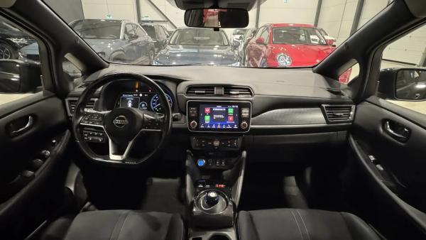 Nissan Leaf 2020 Mārupe vietnē Melns Nissan Leaf 2020 Mārupe, ar dzinēja tilpumu 0.00 L un nobraukumu 62 tūkst. km par 15990 €, foto 9 vietnē AUTOMOTO.COM.LV