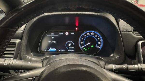 Nissan Leaf 2020 Mārupe vietnē Melns Nissan Leaf 2020 Mārupe, ar dzinēja tilpumu 0.00 L un nobraukumu 62 tūkst. km par 15990 €, foto 10 vietnē AUTOMOTO.COM.LV