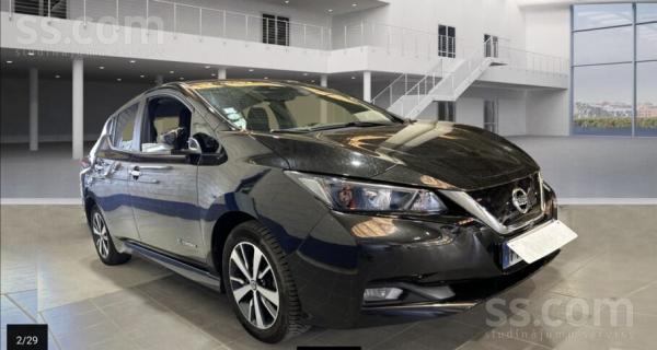 Melns Nissan Leaf 2020 Rīga, ar dzinēja tilpumu 0.00 L un nobraukumu 125 tūkst. km par 13990 €, foto 3 vietnē AUTOMOTO.COM.LV