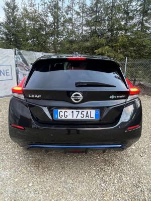 Melns Nissan Leaf 2021 Kauņa, ar dzinēja tilpumu 0.00 L un nobraukumu 126 tūkst. km par 8550 €, foto 8 vietnē AUTOMOTO.COM.LV