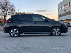 Melns Nissan Leaf 2021 Tallina, ar dzinēja tilpumu 0.00 L un nobraukumu 52 tūkst. km par 15400 €, foto 7 vietnē AUTOMOTO.COM.LV