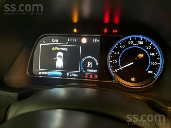 Melns Nissan Leaf 2021 Rīga, ar dzinēja tilpumu 0.00 L un nobraukumu 40 tūkst. km par 15990 €, foto 7 vietnē AUTOMOTO.COM.LV