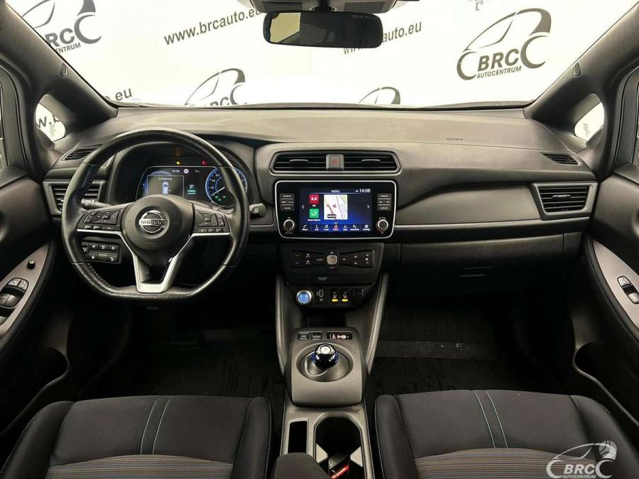 Black Nissan Leaf 2021 in Vilnius, with an engine capacity of 0.00 L and mileage of 46 thousand km for 12500 €, photo 5 on AUTOMOTO.COM.LV