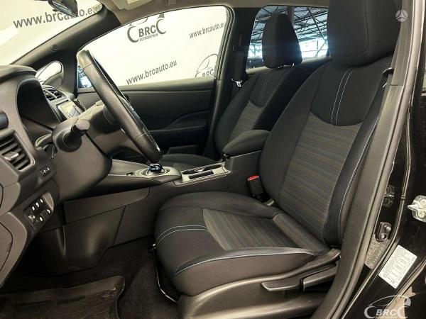 Black Nissan Leaf 2021 in Vilnius, with an engine capacity of 0.00 L and mileage of 46 thousand km for 12500 €, photo 6 on AUTOMOTO.COM.LV