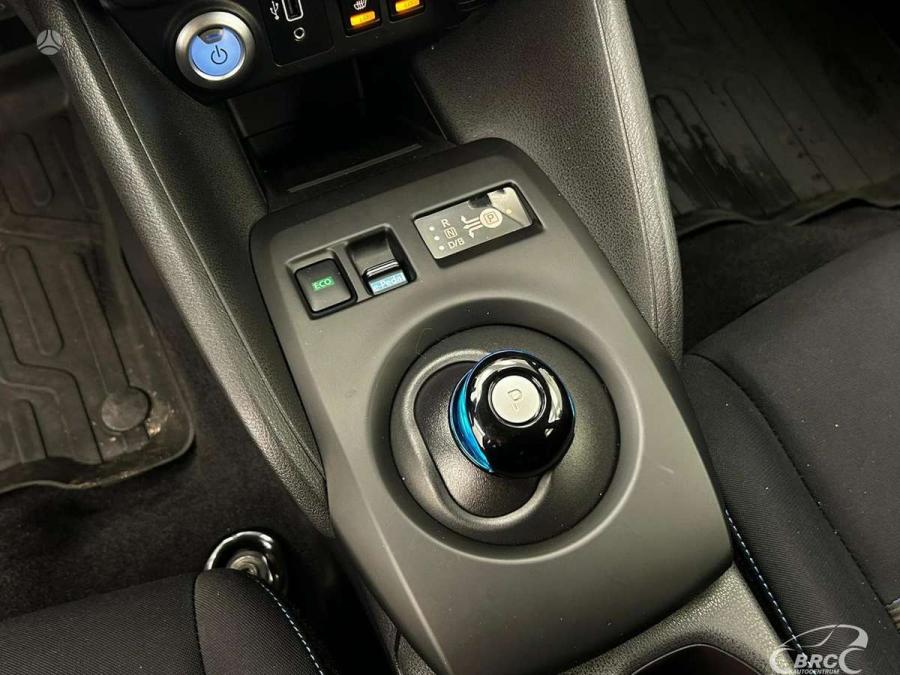 Black Nissan Leaf 2021 in Vilnius, with an engine capacity of 0.00 L and mileage of 46 thousand km for 12500 €, photo 25 on AUTOMOTO.COM.LV