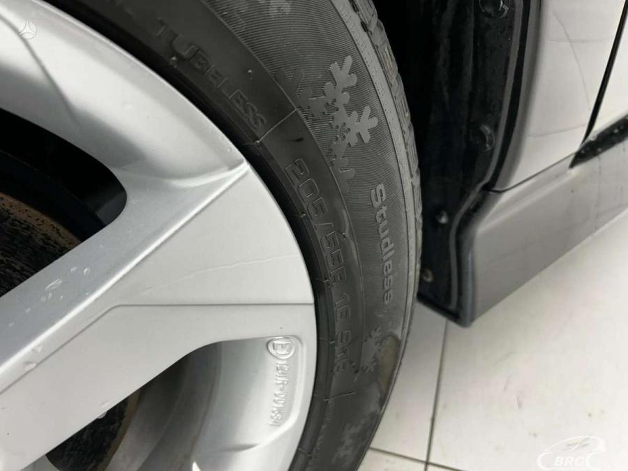 Black Nissan Leaf 2021 in Vilnius, with an engine capacity of 0.00 L and mileage of 46 thousand km for 12500 €, photo 30 on AUTOMOTO.COM.LV