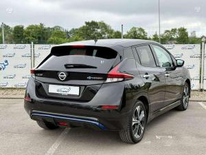 Melns Nissan Leaf 2021 Viļņa, ar dzinēja tilpumu 0.00 L un nobraukumu 122 tūkst. km par 13800 €, foto 5 vietnē AUTOMOTO.COM.LV
