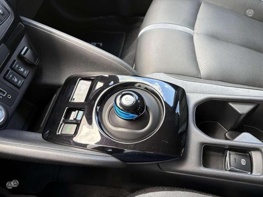 Melns Nissan Leaf 2021 Viļņa, ar dzinēja tilpumu 0.00 L un nobraukumu 122 tūkst. km par 13800 €, foto 15 vietnē AUTOMOTO.COM.LV
