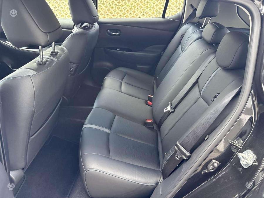 Melns Nissan Leaf 2021 Viļņa, ar dzinēja tilpumu 0.00 L un nobraukumu 122 tūkst. km par 13800 €, foto 21 vietnē AUTOMOTO.COM.LV