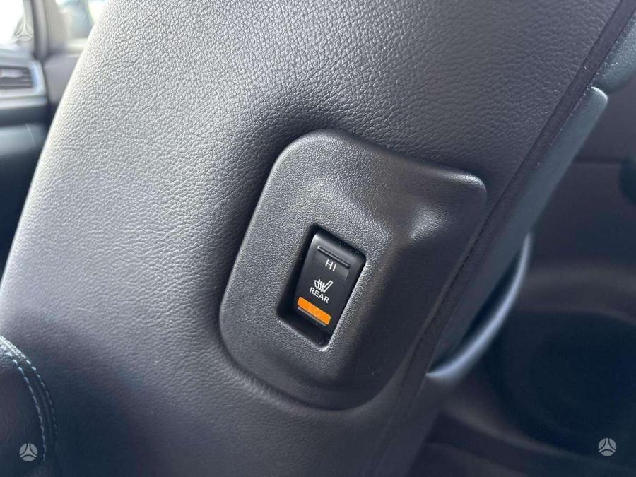 Melns Nissan Leaf 2021 Viļņa, ar dzinēja tilpumu 0.00 L un nobraukumu 122 tūkst. km par 13800 €, foto 22 vietnē AUTOMOTO.COM.LV