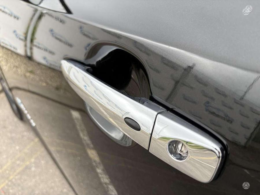Melns Nissan Leaf 2021 Viļņa, ar dzinēja tilpumu 0.00 L un nobraukumu 122 tūkst. km par 13800 €, foto 25 vietnē AUTOMOTO.COM.LV