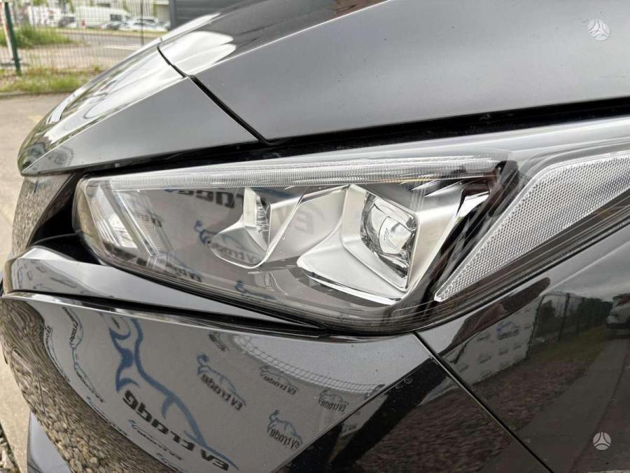 Melns Nissan Leaf 2021 Viļņa, ar dzinēja tilpumu 0.00 L un nobraukumu 122 tūkst. km par 13800 €, foto 27 vietnē AUTOMOTO.COM.LV