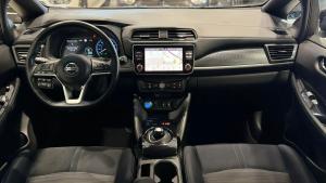 Black Nissan Leaf 2021 in Marupe, with an engine capacity of 0.00 L and mileage of 40 thousand km for 15990 €, photo 8 on AUTOMOTO.COM.LV