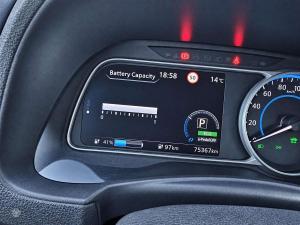 Black Nissan Leaf 2021 in Vilnius, with an engine capacity of 0.00 L and mileage of 75 thousand km for 15000 €, photo 12 on AUTOMOTO.COM.LV