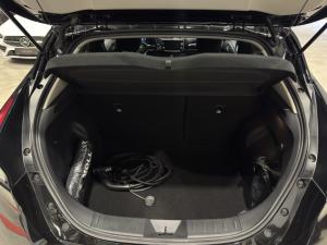 Black Nissan Leaf 2021 in Riga, with an engine capacity of 0.00 L and mileage of 89 thousand km for 14990 €, photo 14 on AUTOMOTO.COM.LV