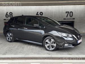 Melns Nissan Leaf 2021 Rīga, ar dzinēja tilpumu 0.00 L un nobraukumu 89 tūkst. km par 14990 €, foto 4 vietnē AUTOMOTO.COM.LV