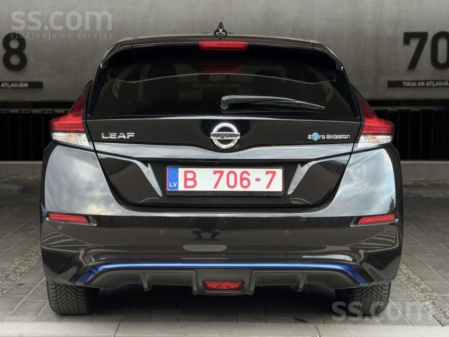 Melns Nissan Leaf 2021 Rīga, ar dzinēja tilpumu 0.00 L un nobraukumu 89 tūkst. km par 14990 €, foto 6 vietnē AUTOMOTO.COM.LV