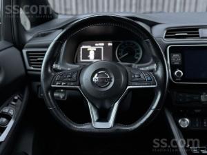 Melns Nissan Leaf 2021 Rīga, ar dzinēja tilpumu 0.00 L un nobraukumu 89 tūkst. km par 14990 €, foto 18 vietnē AUTOMOTO.COM.LV