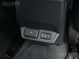 Melns Nissan Leaf 2021 Rīga, ar dzinēja tilpumu 0.00 L un nobraukumu 89 tūkst. km par 14990 €, foto 32 vietnē AUTOMOTO.COM.LV