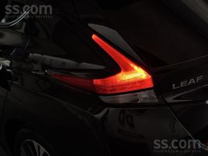 Melns Nissan Leaf 2021 Rīga, ar dzinēja tilpumu 0.00 L un nobraukumu 89 tūkst. km par 14990 €, foto 34 vietnē AUTOMOTO.COM.LV