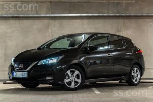Melns Nissan Leaf 2021 Rīga, ar dzinēja tilpumu 0.00 L un nobraukumu 19 tūkst. km par 17500 €, foto  vietnē AUTOMOTO.COM.LV