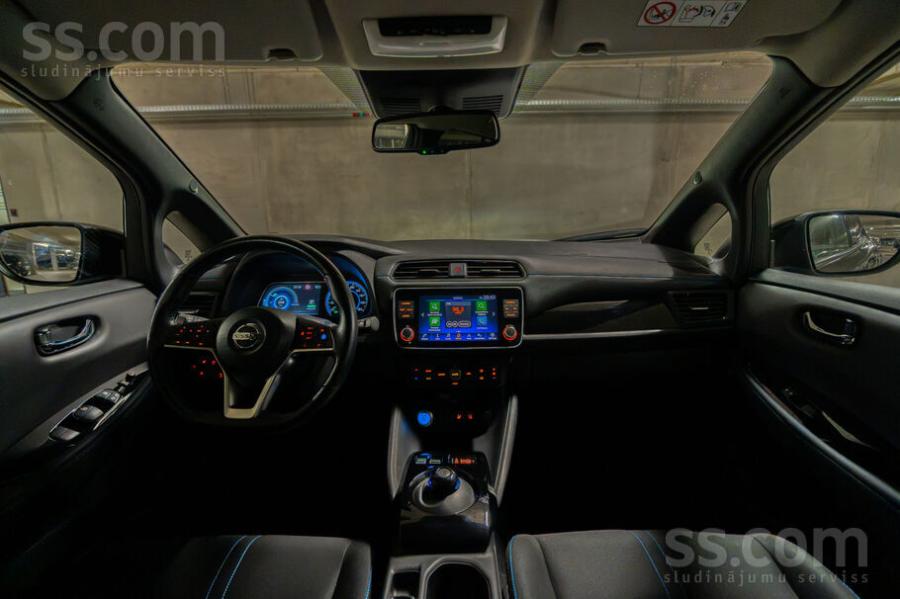 Black Nissan Leaf 2021 in Riga, with an engine capacity of 0.00 L and mileage of 19 thousand km for 17500 €, photo 24 on AUTOMOTO.COM.LV