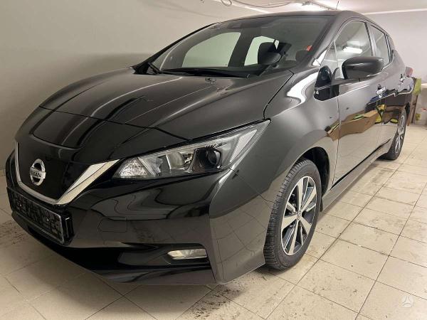 Melns Nissan Leaf 2022 Kauņa, ar dzinēja tilpumu 0.00 L un nobraukumu 60 tūkst. km par 12750 €, foto 4 vietnē AUTOMOTO.COM.LV