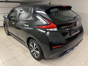 Black Nissan Leaf 2022 in Kaunas, with an engine capacity of 0.00 L and mileage of 60 thousand km for 12750 €, photo 11 on AUTOMOTO.COM.LV