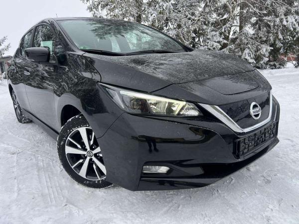 Melns Nissan Leaf 2022 Kauņa, ar dzinēja tilpumu 0.00 L un nobraukumu 60 tūkst. km par 12850 €, foto 1 vietnē AUTOMOTO.COM.LV