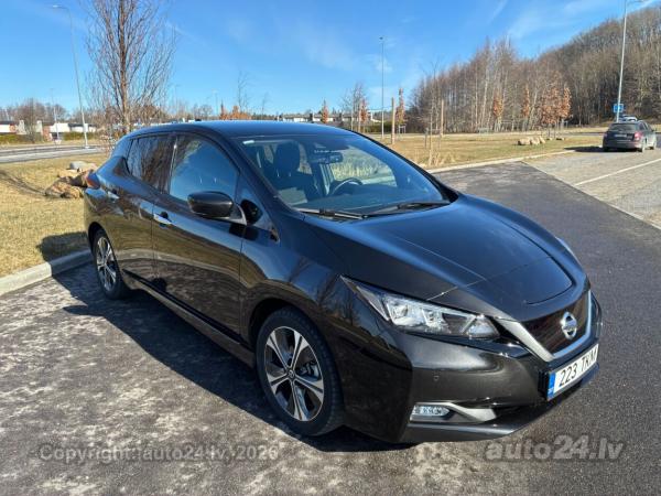 Melns Nissan Leaf 2022 Tallina, ar dzinēja tilpumu 0.00 L un nobraukumu 27 tūkst. km par 17990 €, foto 7 vietnē AUTOMOTO.COM.LV