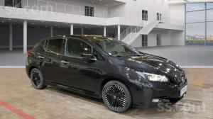 Melns Nissan Leaf 2022 Rīga, ar dzinēja tilpumu 0.00 L un nobraukumu 86 tūkst. km par 17750 €, foto 3 vietnē AUTOMOTO.COM.LV
