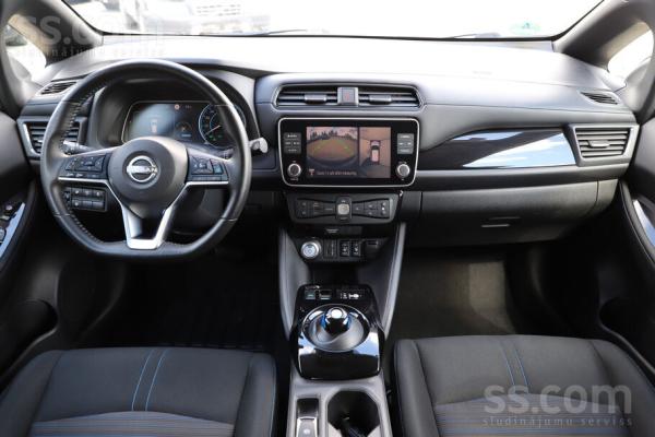 Black Nissan Leaf 2022 in Tukums, with an engine capacity of 0.00 L and mileage of 63 thousand km for 16500 €, photo 7 on AUTOMOTO.COM.LV