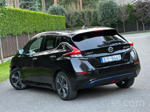 Black Nissan Leaf 2022 in Riga, with an engine capacity of 0.00 L and mileage of 73 thousand km for 16450 €, photo 5 on AUTOMOTO.COM.LV