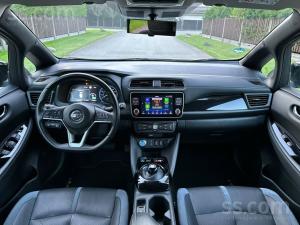 Black Nissan Leaf 2022 in Riga, with an engine capacity of 0.00 L and mileage of 73 thousand km for 16450 €, photo 18 on AUTOMOTO.COM.LV