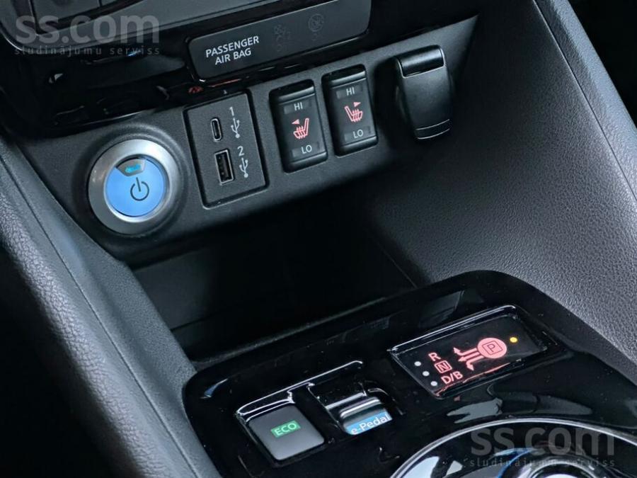 Black Nissan Leaf 2022 in Riga, with an engine capacity of 0.00 L and mileage of 73 thousand km for 16450 €, photo 20 on AUTOMOTO.COM.LV