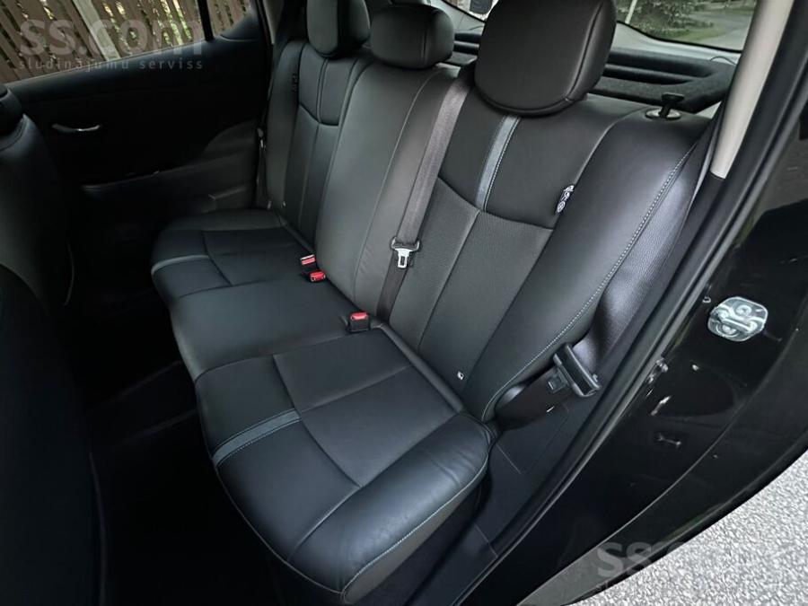 Black Nissan Leaf 2022 in Riga, with an engine capacity of 0.00 L and mileage of 73 thousand km for 16450 €, photo 30 on AUTOMOTO.COM.LV