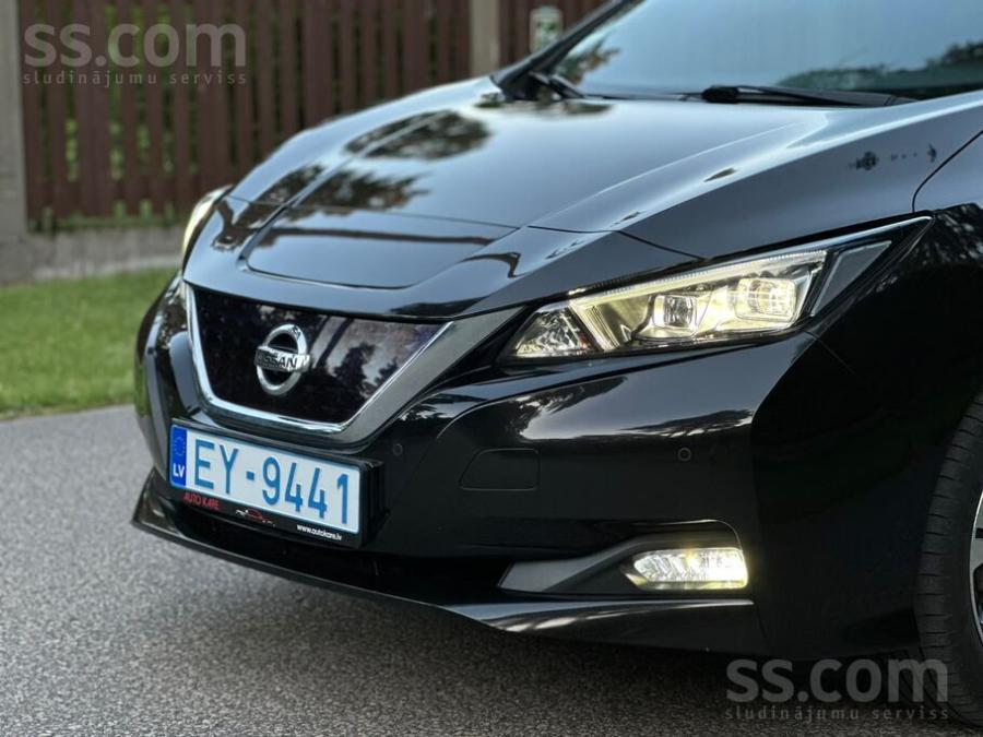 Black Nissan Leaf 2022 in Riga, with an engine capacity of 0.00 L and mileage of 73 thousand km for 16450 €, photo 31 on AUTOMOTO.COM.LV