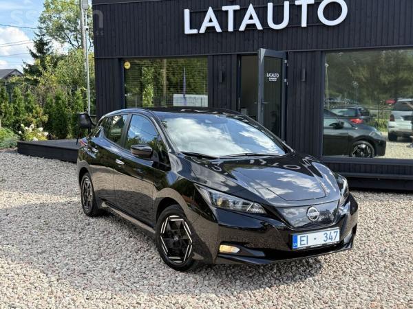Melns Nissan Leaf 2022 Rīga, ar dzinēja tilpumu 0.00 L un nobraukumu 55 tūkst. km par 16550 €, foto  vietnē AUTOMOTO.COM.LV