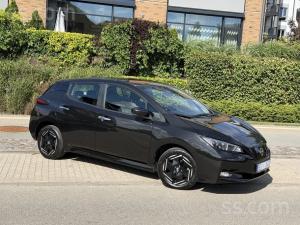 Melns Nissan Leaf 2022 Rīga, ar dzinēja tilpumu 0.00 L un nobraukumu 55 tūkst. km par 16550 €, foto 5 vietnē AUTOMOTO.COM.LV