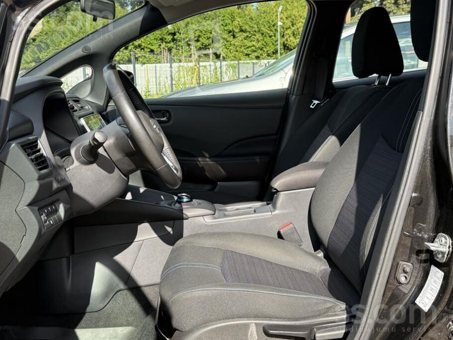 Melns Nissan Leaf 2022 Rīga, ar dzinēja tilpumu 0.00 L un nobraukumu 55 tūkst. km par 16550 €, foto 20 vietnē AUTOMOTO.COM.LV