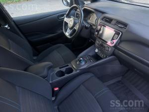 Melns Nissan Leaf 2022 Rīga, ar dzinēja tilpumu 0.00 L un nobraukumu 55 tūkst. km par 16550 €, foto 24 vietnē AUTOMOTO.COM.LV