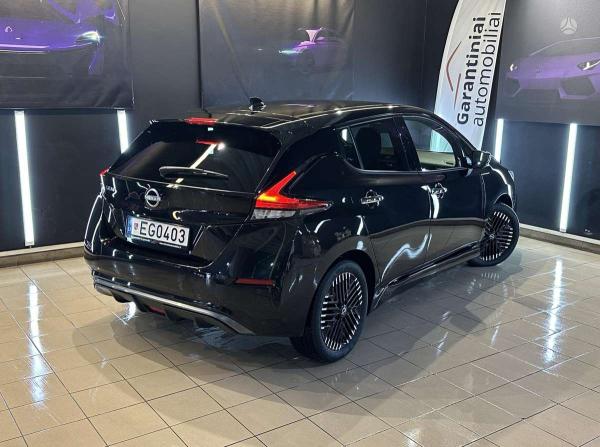 Black Nissan Leaf 2022 in Vilnius, with an engine capacity of 0.00 L and mileage of 62 thousand km for 16750 €, photo 3 on AUTOMOTO.COM.LV
