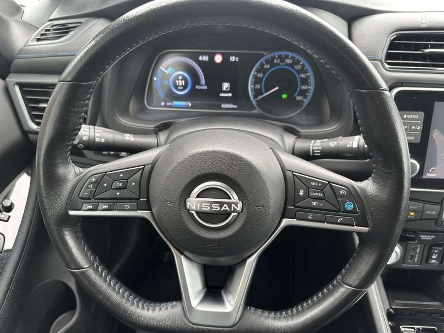 Melns Nissan Leaf 2022 Viļņa, ar dzinēja tilpumu 0.00 L un nobraukumu 62 tūkst. km par 16750 €, foto 7 vietnē AUTOMOTO.COM.LV