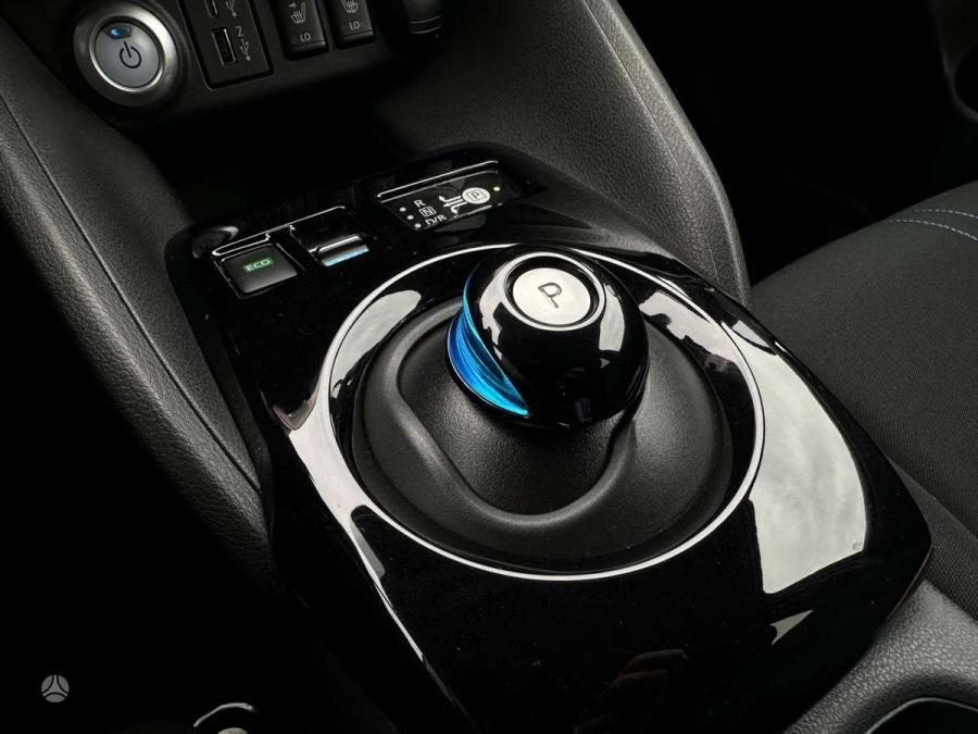 Melns Nissan Leaf 2022 Viļņa, ar dzinēja tilpumu 0.00 L un nobraukumu 62 tūkst. km par 16750 €, foto 20 vietnē AUTOMOTO.COM.LV