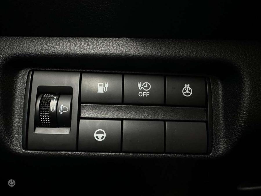Melns Nissan Leaf 2022 Viļņa, ar dzinēja tilpumu 0.00 L un nobraukumu 62 tūkst. km par 16750 €, foto 21 vietnē AUTOMOTO.COM.LV