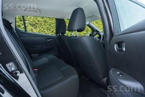 Melns Nissan Leaf 2023 Rīga, ar dzinēja tilpumu 0.00 L un nobraukumu 19 tūkst. km par 19500 €, foto 15 vietnē AUTOMOTO.COM.LV