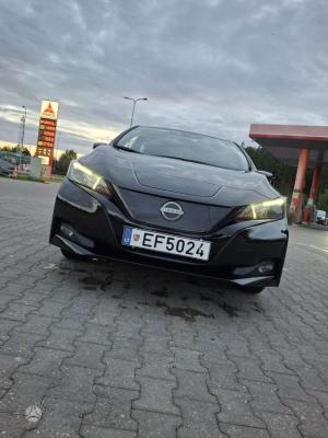 Black Nissan Leaf 2024 in Alytus, with an engine capacity of 0.00 L and mileage of 33 thousand km for 15500 €, photo 6 on AUTOMOTO.COM.LV