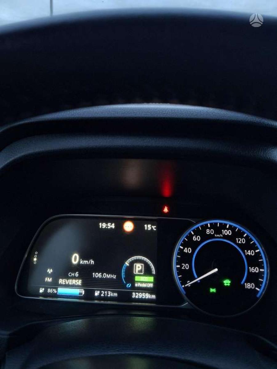 Black Nissan Leaf 2024 in Alytus, with an engine capacity of 0.00 L and mileage of 33 thousand km for 15500 €, photo 16 on AUTOMOTO.COM.LV