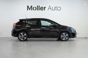 Melns Nissan Leaf 2021 Viļņa, ar dzinēja tilpumu 0.00 L un nobraukumu 71 tūkst. km par 13300 €, foto 5 vietnē AUTOMOTO.COM.LV